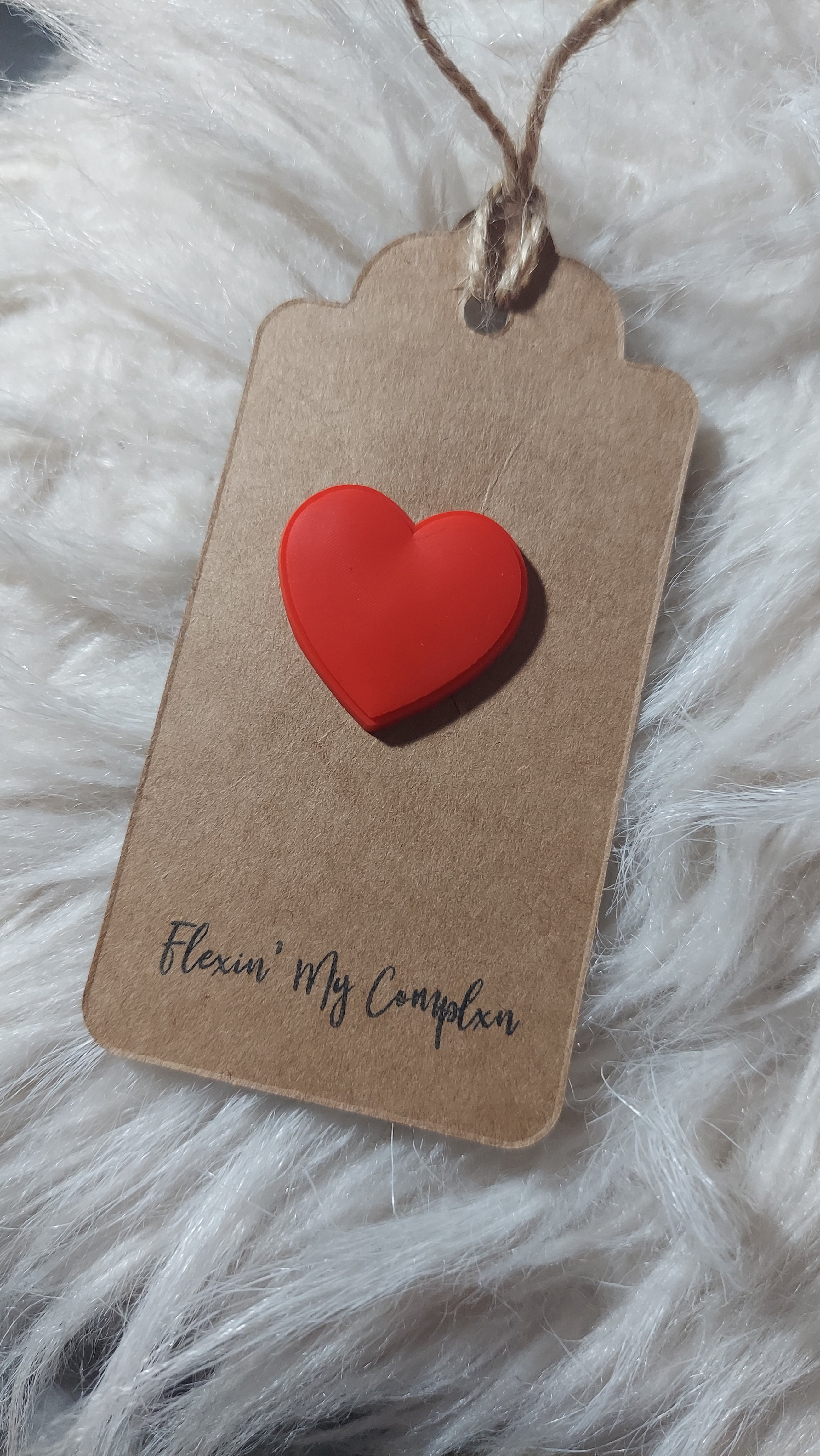 Matte Red Heart – Flexin' My Complxn